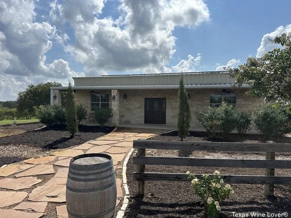 Red Rock Vineyards - Texas Wine Lover®