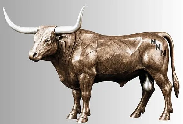 Towering Texas Symbol: Giant Longhorn Bull Sculpture to Debut at the ...